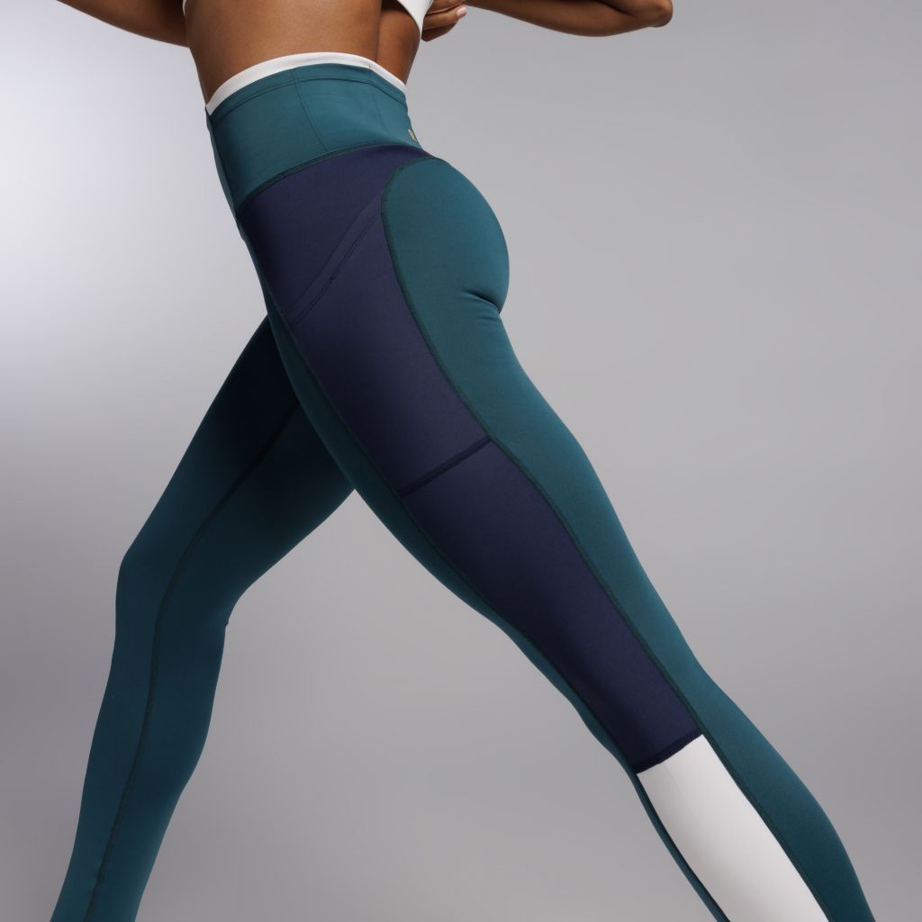 טייץ עם כיסים באורך ”25 מבד zoe | Panta Rei